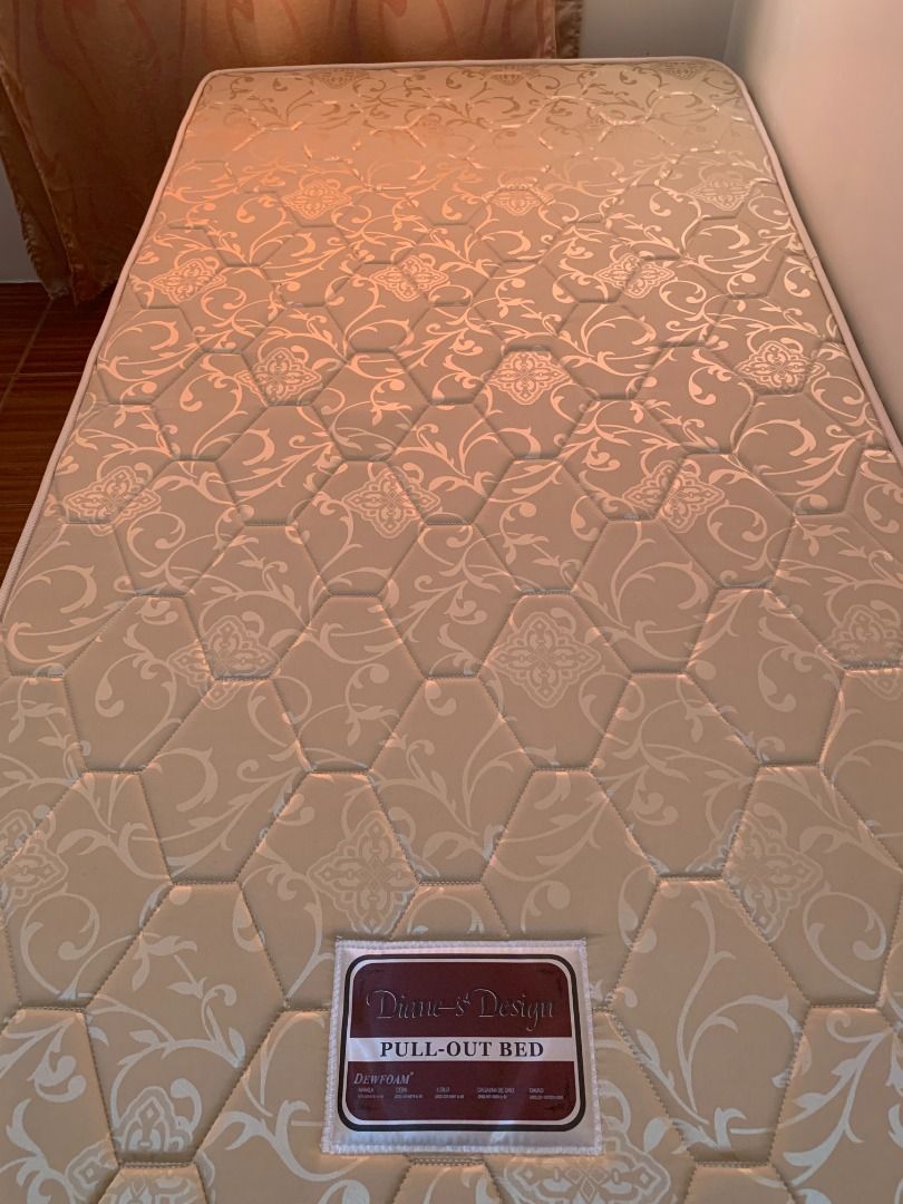 Dewfoam Pull-out Bed, Furniture & Home Living, Furniture, Bed Frames & Mattresses on Carousell