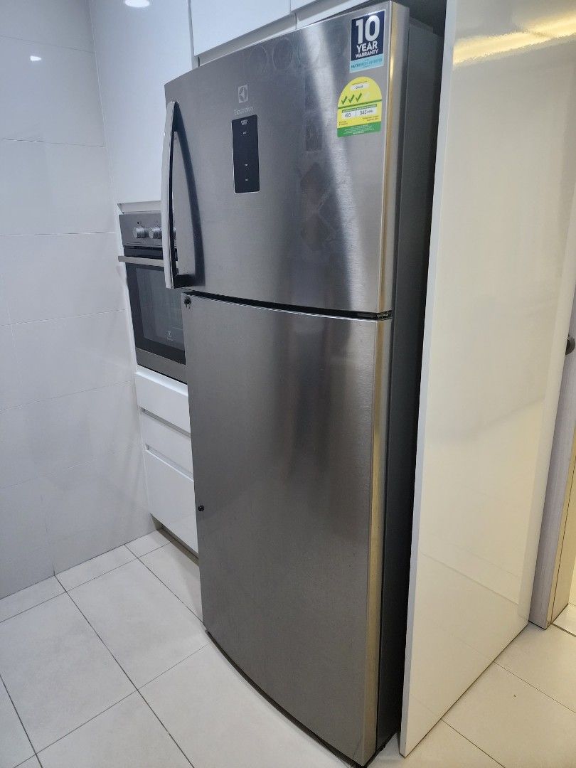 Electrolux Refrigerator Fridge, TV & Home Appliances, Kitchen Appliances, Refrigerators ...