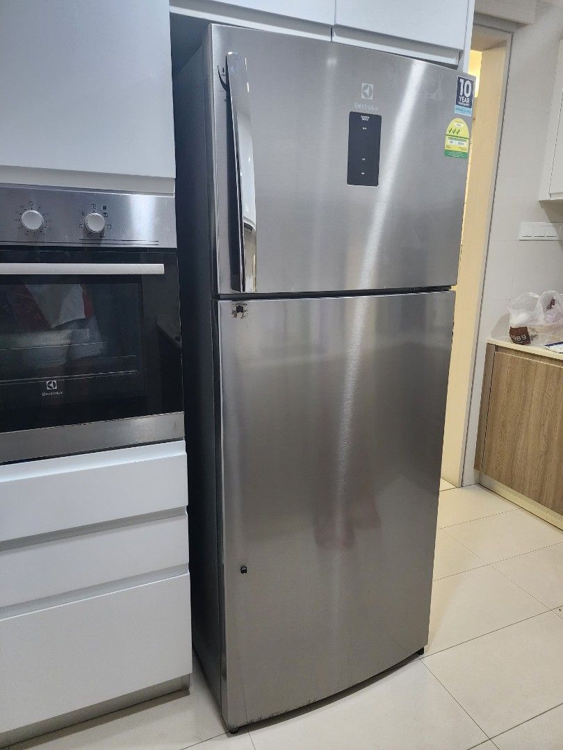 Electrolux Refrigerator Fridge 10 Apr onwards collection, TV & Home Appliances, Kitchen ...