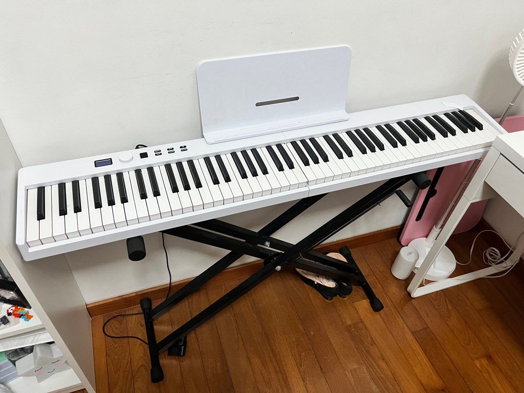 Foldable 88k Electronic Piano Keyboard High Quality, Hobbies & Toys, Music & Media, Musical ...