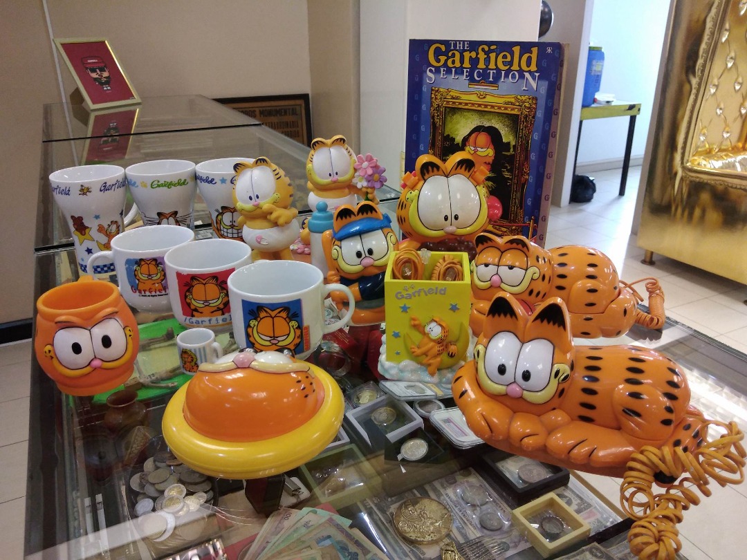 Garfield collection set on Carousell