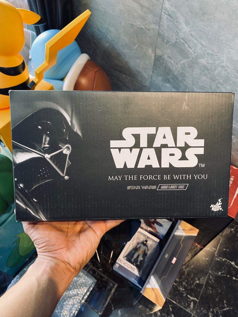 Hot toys STARWARS LIGHT-UP BOX on Carousell
