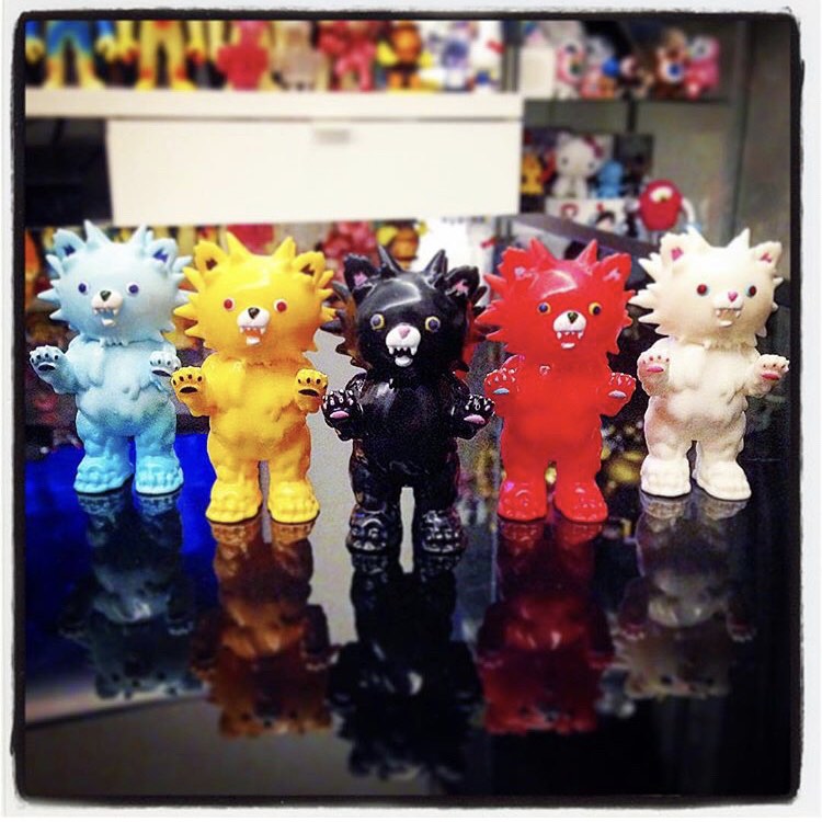 Instinct toy Vinyl Artist Gacha VAG sofubi Kaiju, Hobbies & Toys, Toys & Games on Carousell