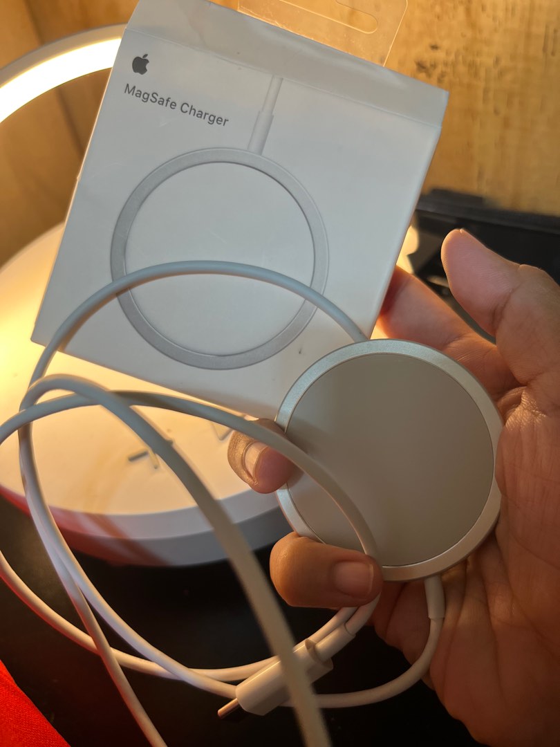 Magsafe Wireless, Mobile Phones & Gadgets, Other Gadgets on Carousell