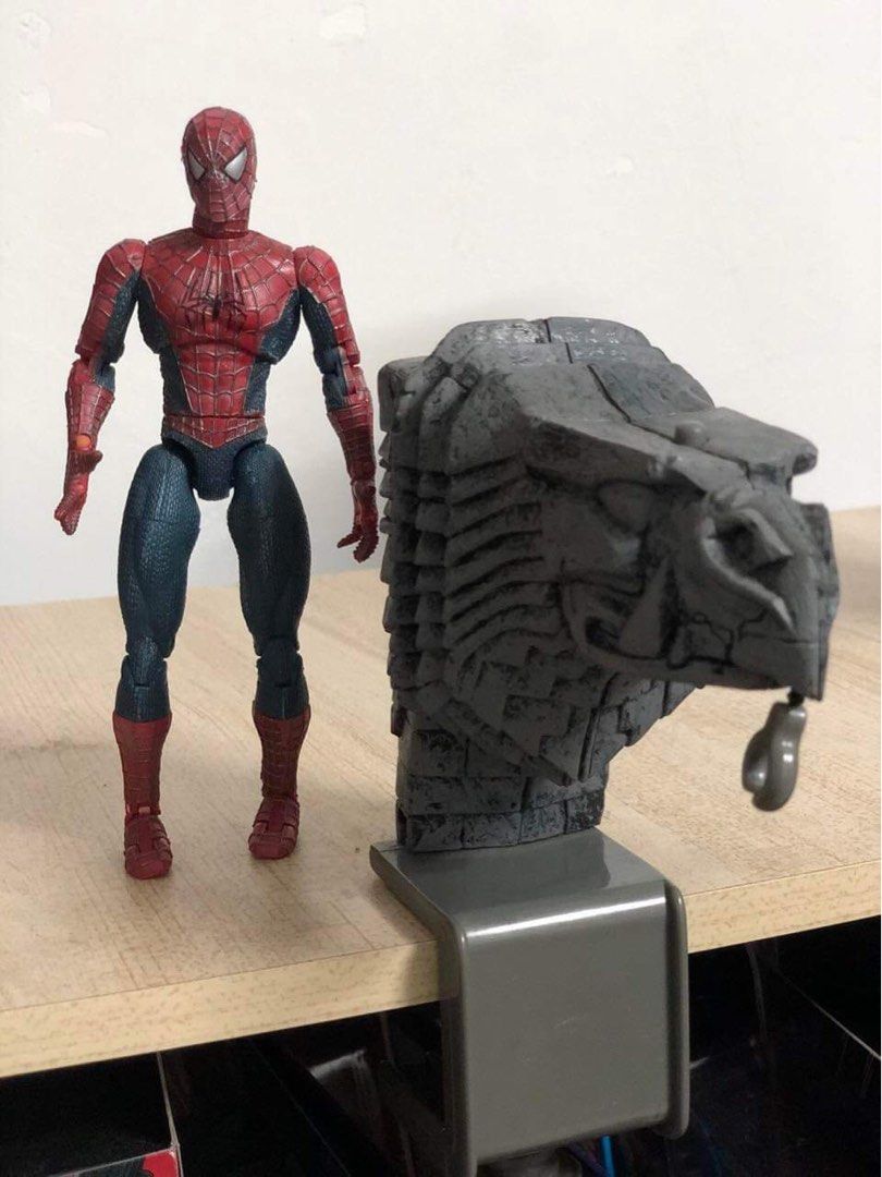 Marvel legends spider-man spider Tobey maguire gargoyle on Carousell
