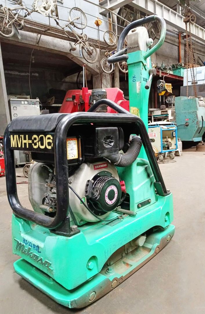 Mikasa MVH-306 Heavy Duty Plate Compactor Diesel w/ Starter Japan, Commercial & Industrial ...