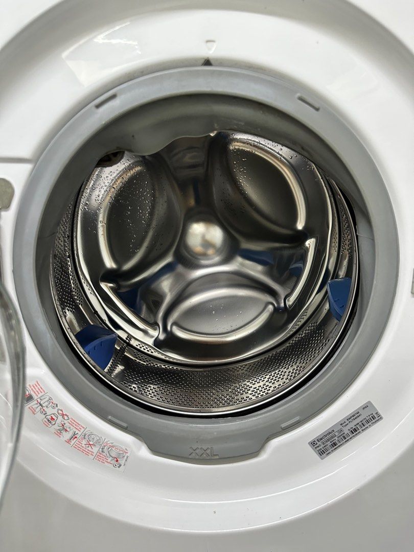 MUST BUY! ELECTROLUX 7.5KG Front-Load Washing Machine EWF85743-3, TV ...