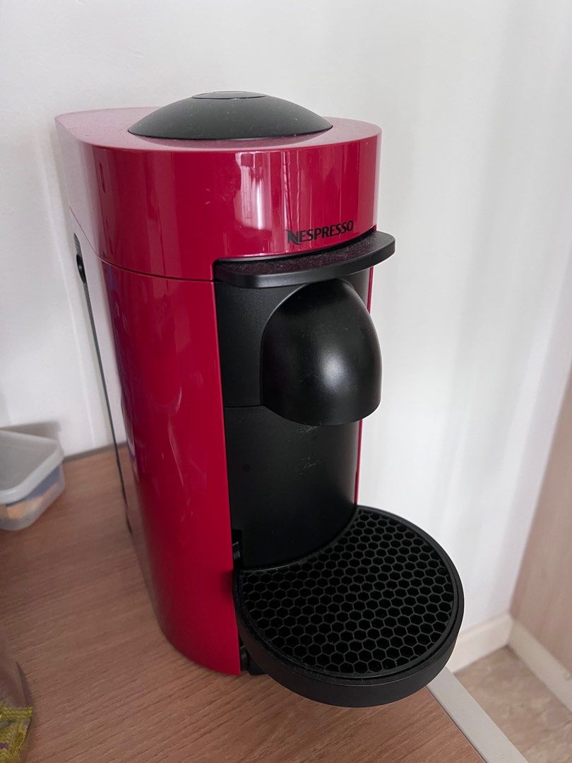 Nespresso Vertuo Plus, TV & Home Appliances, Kitchen Appliances, Coffee ...