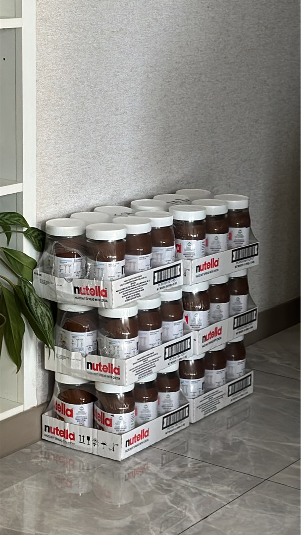 Nutella 900g (halal), Food & Drinks, Other Food & Drinks on Carousell