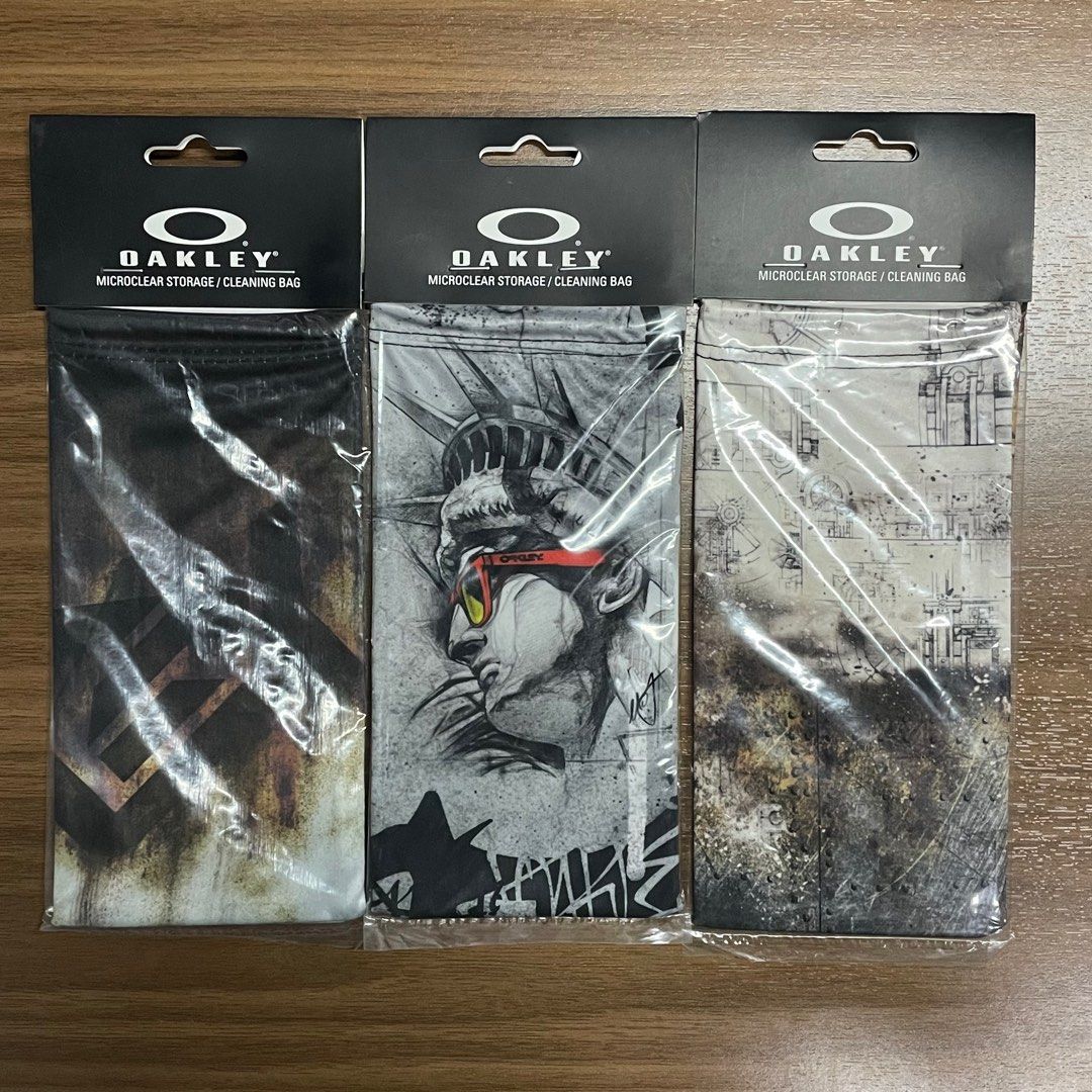 Oakley Microbag, Men's Fashion, Watches & Accessories, Sunglasses ...