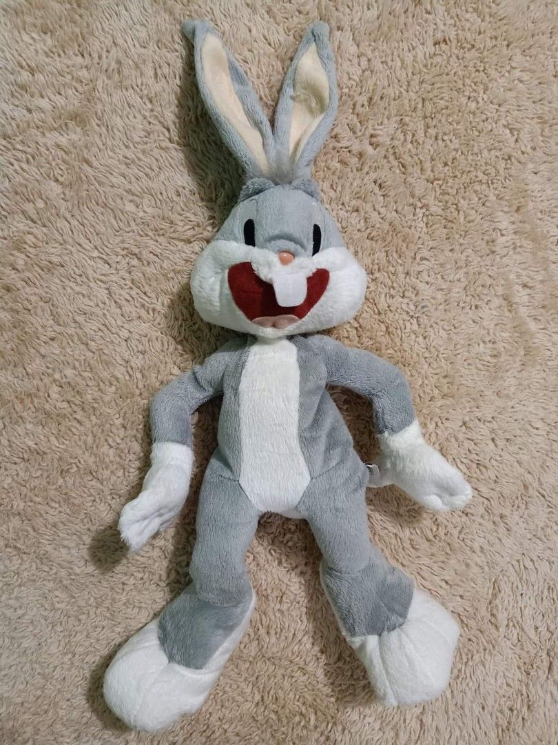 ORIGINAL LOONEY TUNES BUGS BUNNY, Hobbies & Toys, Toys & Games on Carousell