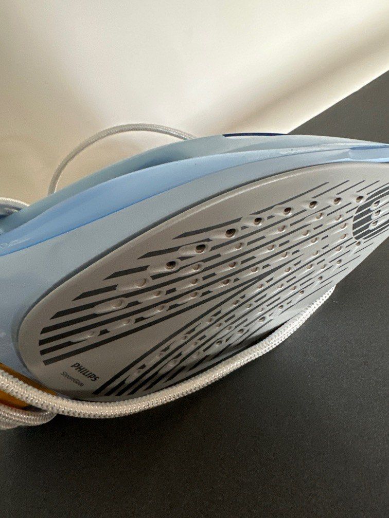 Philips Iron + Iron Board, Furniture & Home Living, Cleaning & Homecare ...