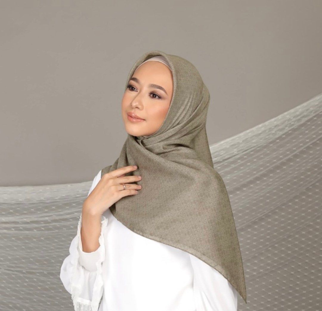 Premium hijab / Hijab Segi Empat / Square Hijab / Square Tudung/Hijab ...