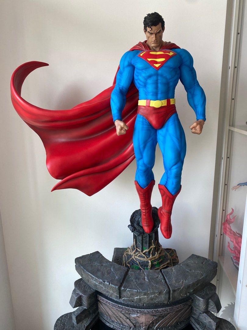 Prime 1 Studios Hush Superman Sculpted Cape 1/3 statue, Hobbies & Toys ...