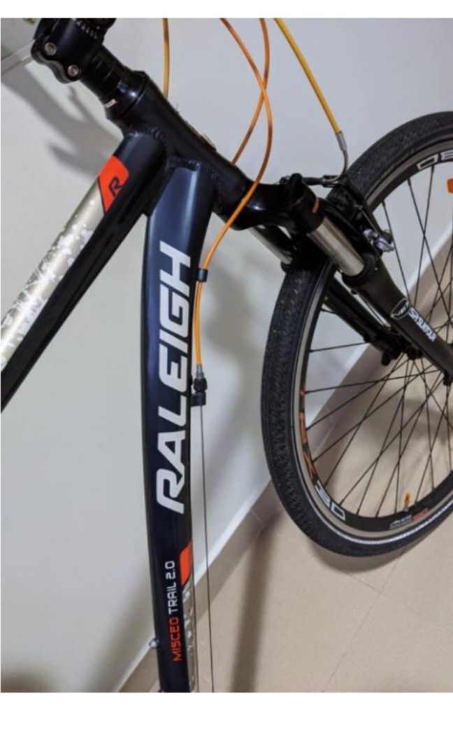 Raleigh Misceo Trail 2.0 Hybrid Bicycle, Sports Equipment, Bicycles ...