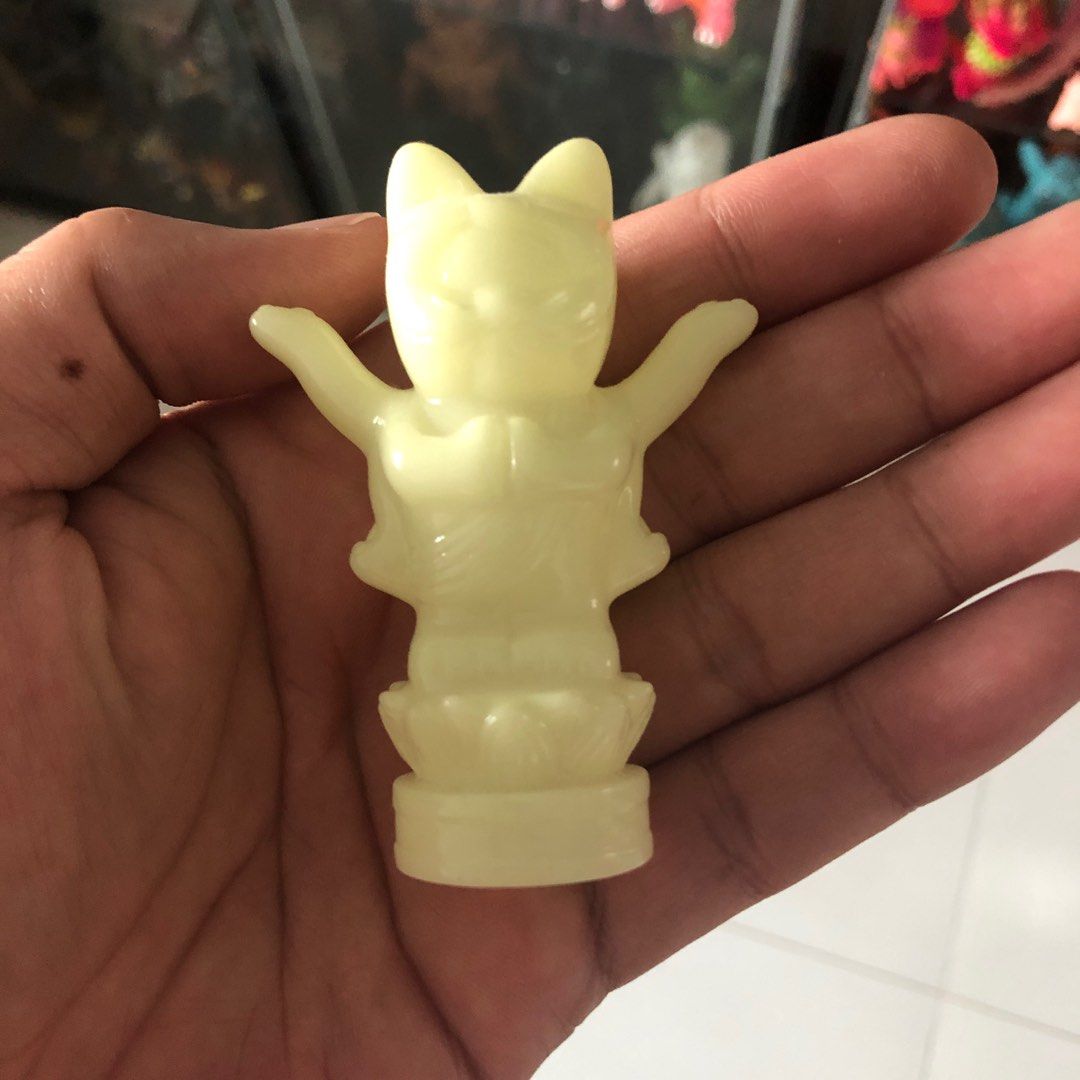 Realhead RxH GID Neko finger puppet sofubi Kaiju Japan, Hobbies & Toys, Toys & Games on Carousell