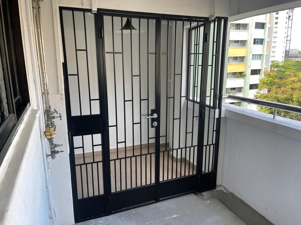 Recess Area Gate, Furniture & Home Living, Security & Locks, Locks ...