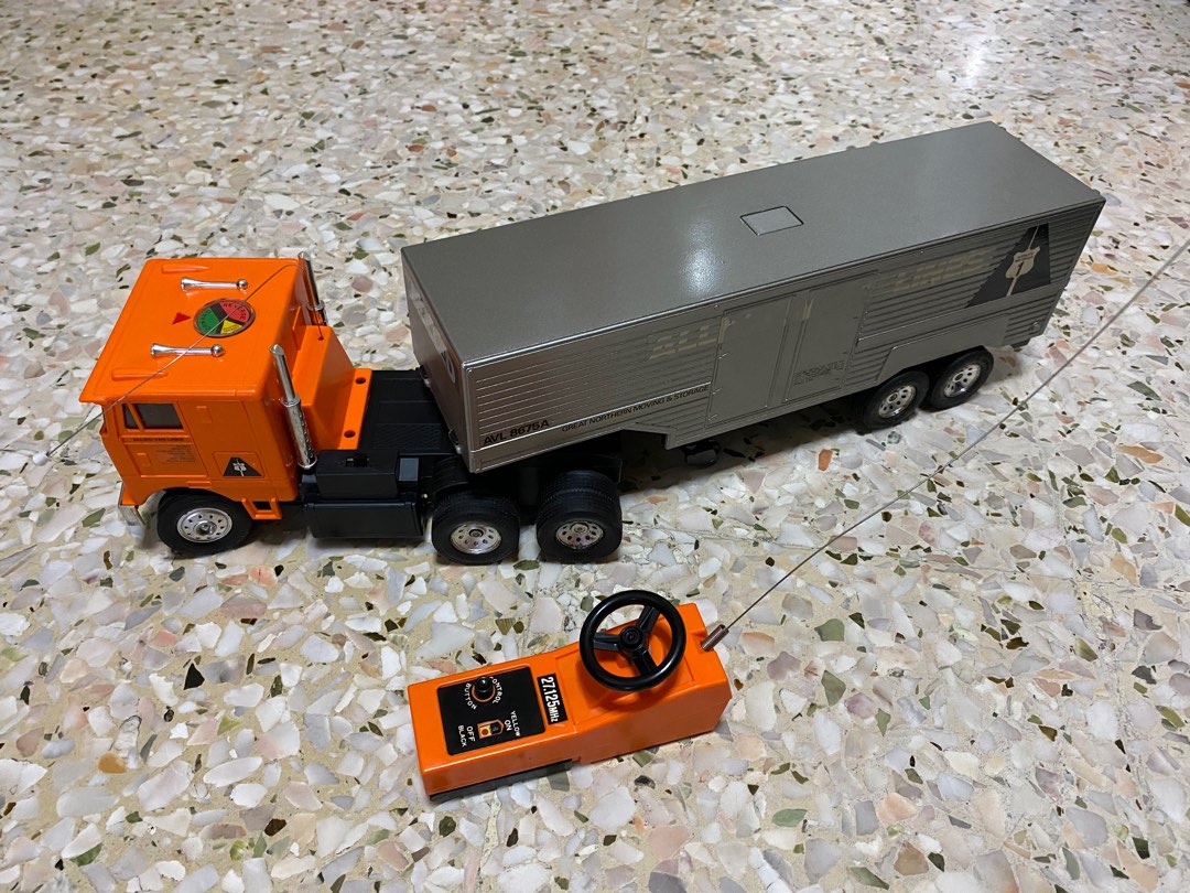 Remote control 18 Wheeler trailer truck, Hobbies & Toys, Toys & Games ...