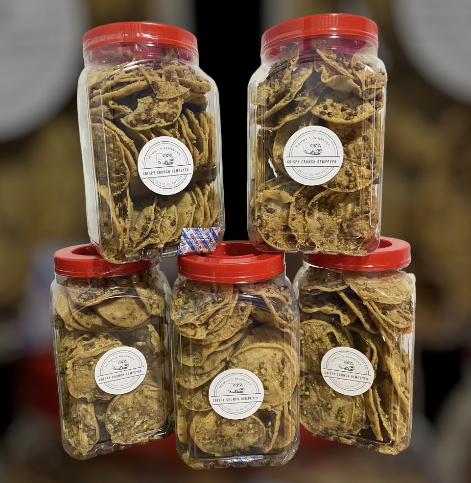 Rempeyek Kacang/Tumpi, Food & Drinks, Homemade Bakes on Carousell