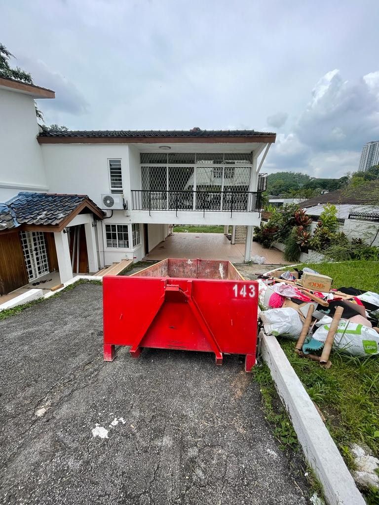 Roro bin Tong sampah, Services, Others on Carousell