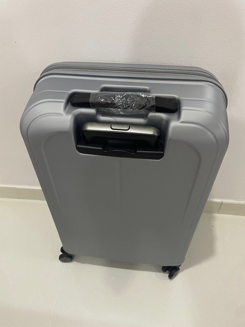 Samsonite T5 68cm Spinner with Built-In Scale Luggage, Hobbies & Toys ...