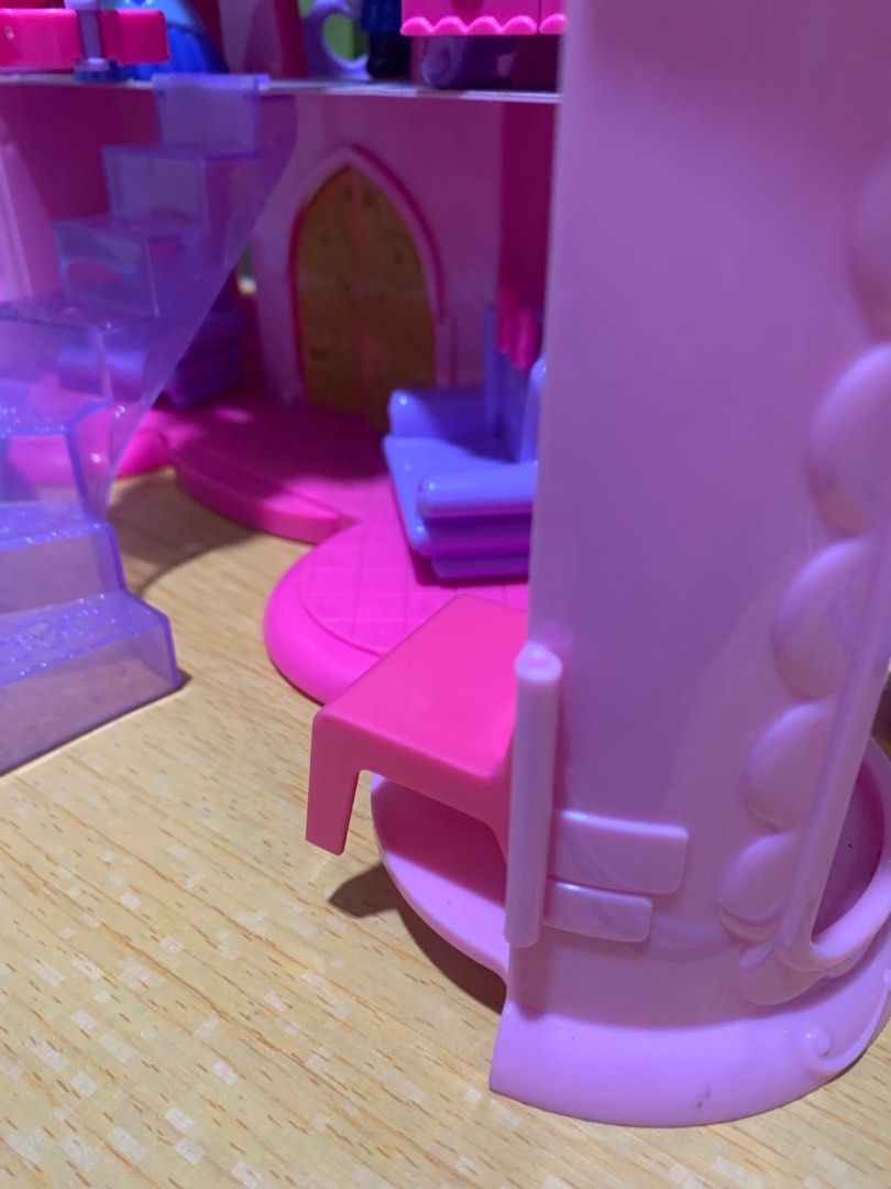 Sanrio Hello Kitty Castle on Carousell