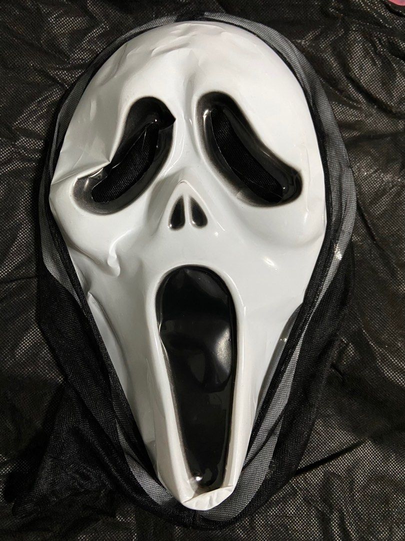 Scream mask, Hobbies & Toys, Memorabilia & Collectibles, Fan ...
