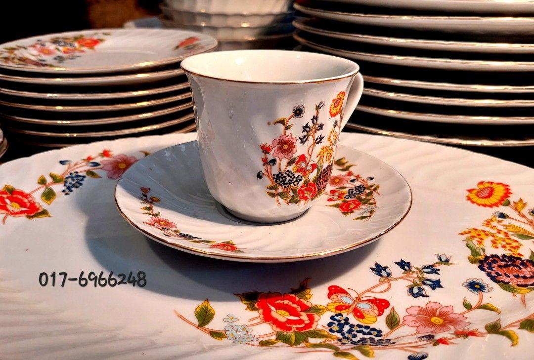 Set pinggan bunga vintage/antik/antique, Hobbies & Toys, Collectibles ...