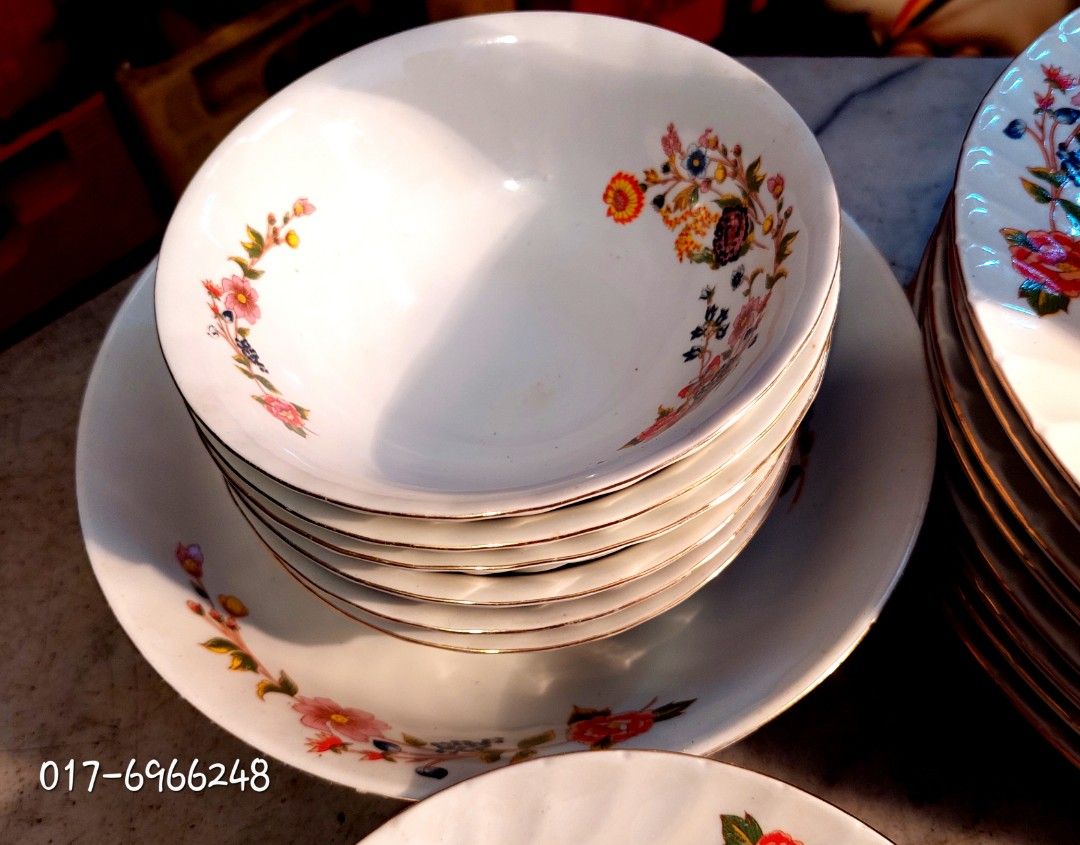 Set pinggan bunga vintage/antik/antique, Hobbies & Toys, Collectibles ...