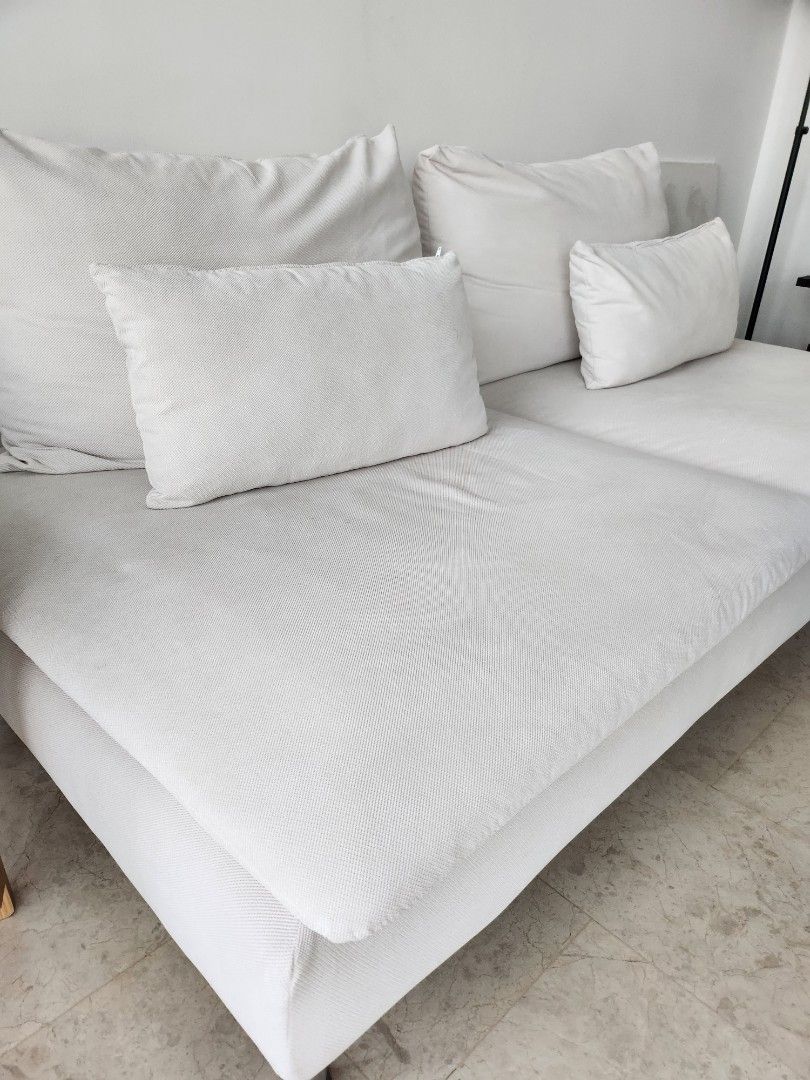 Soderhamn IKEA Cream-coloured 3-seater sofa, Furniture & Home Living ...