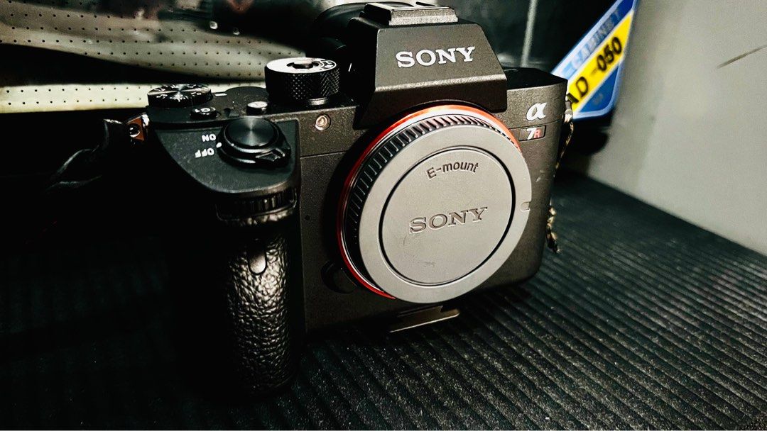 Sony A7RM3A (new R3 model), Photography, Cameras on Carousell