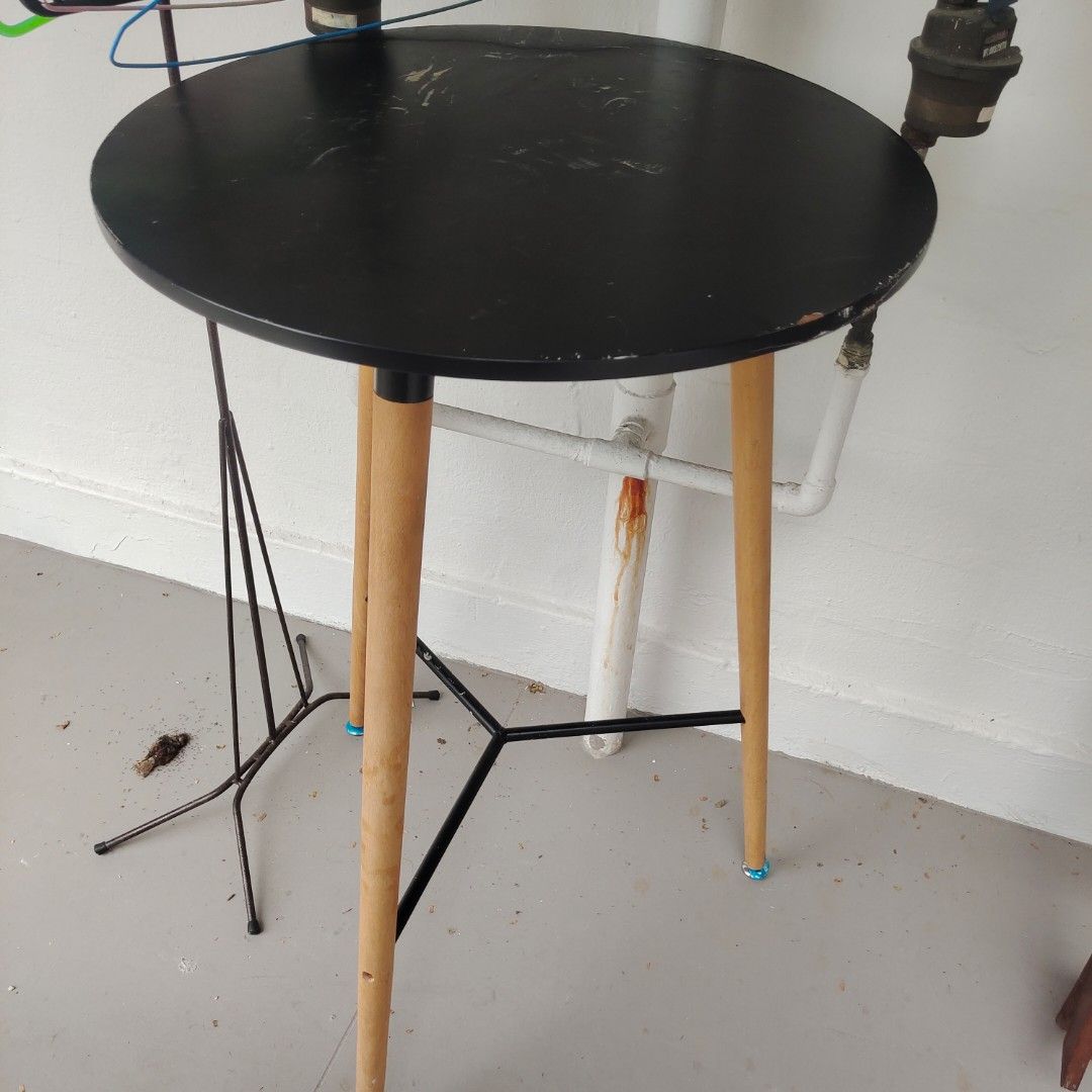 Table stand, Furniture & Home Living, Furniture, Tables & Sets on Carousell