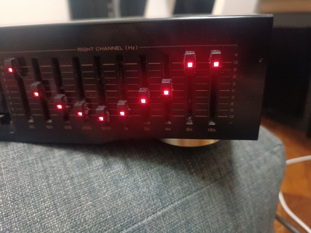 TEAC graphic Equalizer eqa 220, Audio, Soundbars, Speakers & Amplifiers ...