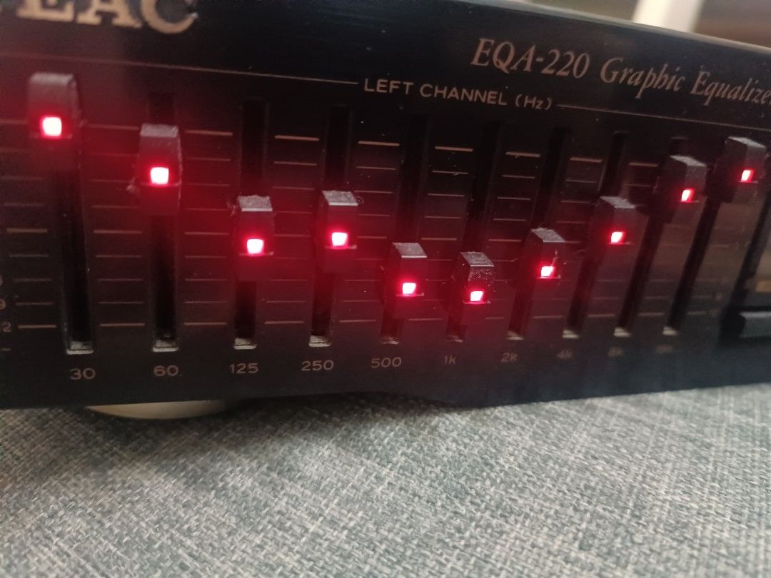 TEAC graphic Equalizer eqa 220, Audio, Soundbars, Speakers & Amplifiers ...