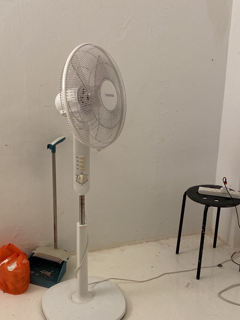 Toshiba Fan, TV & Home Appliances, Other Home Appliances on Carousell