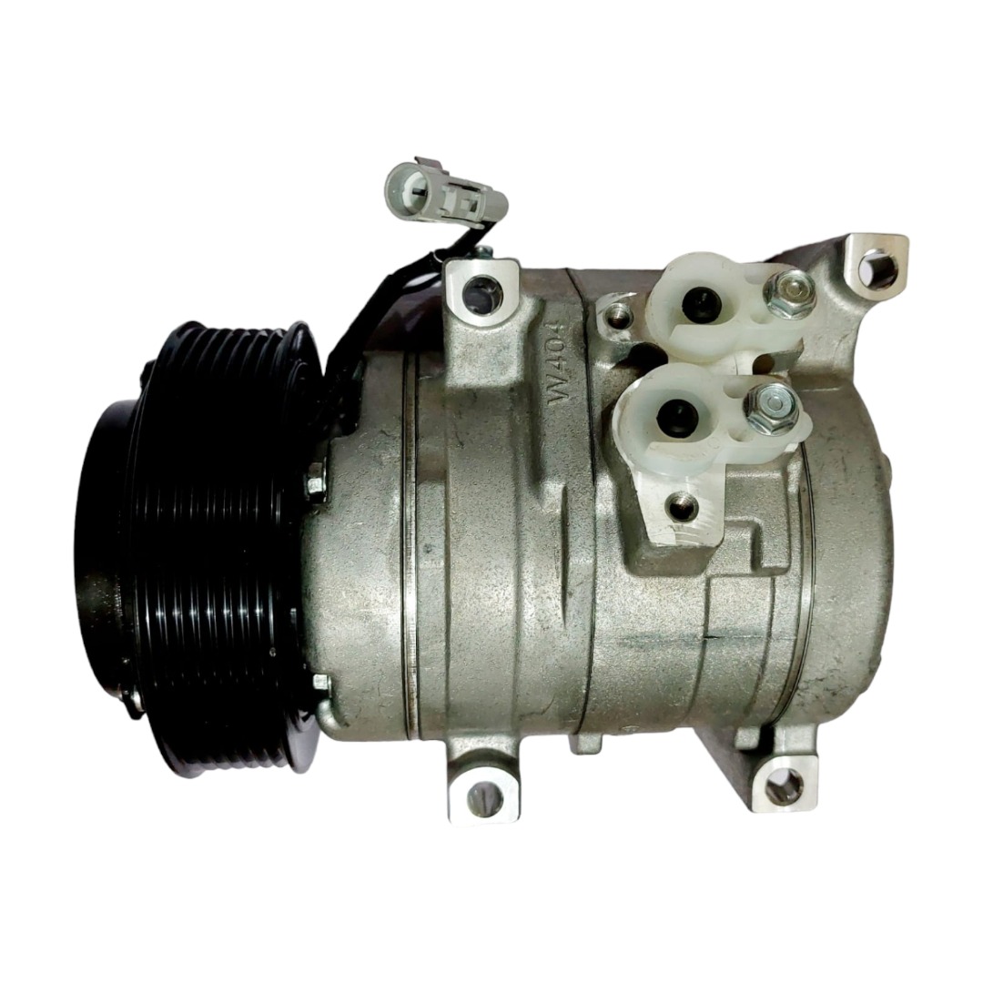 Toyota Innova Gas AC Compressor, Car Parts & Accessories, Engine and ...
