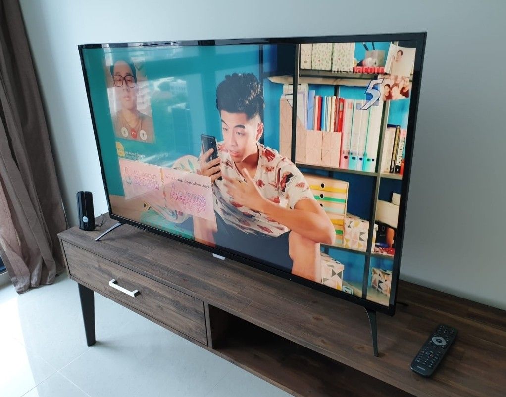 TV (Philips smart 50 inch), TV & Home Appliances, TV & Entertainment ...