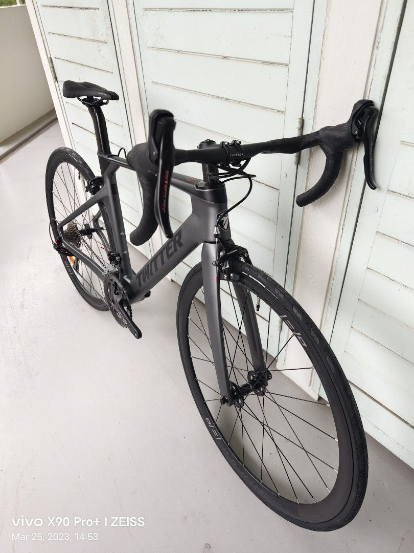 Twitter R5 carbon roadbike newest 2023 model, Sports Equipment ...