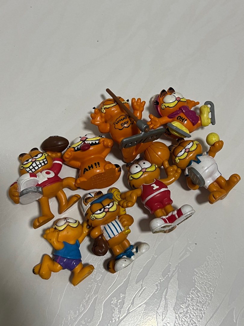 Vintage Garfield Figurines, Hobbies & Toys, Toys & Games on Carousell