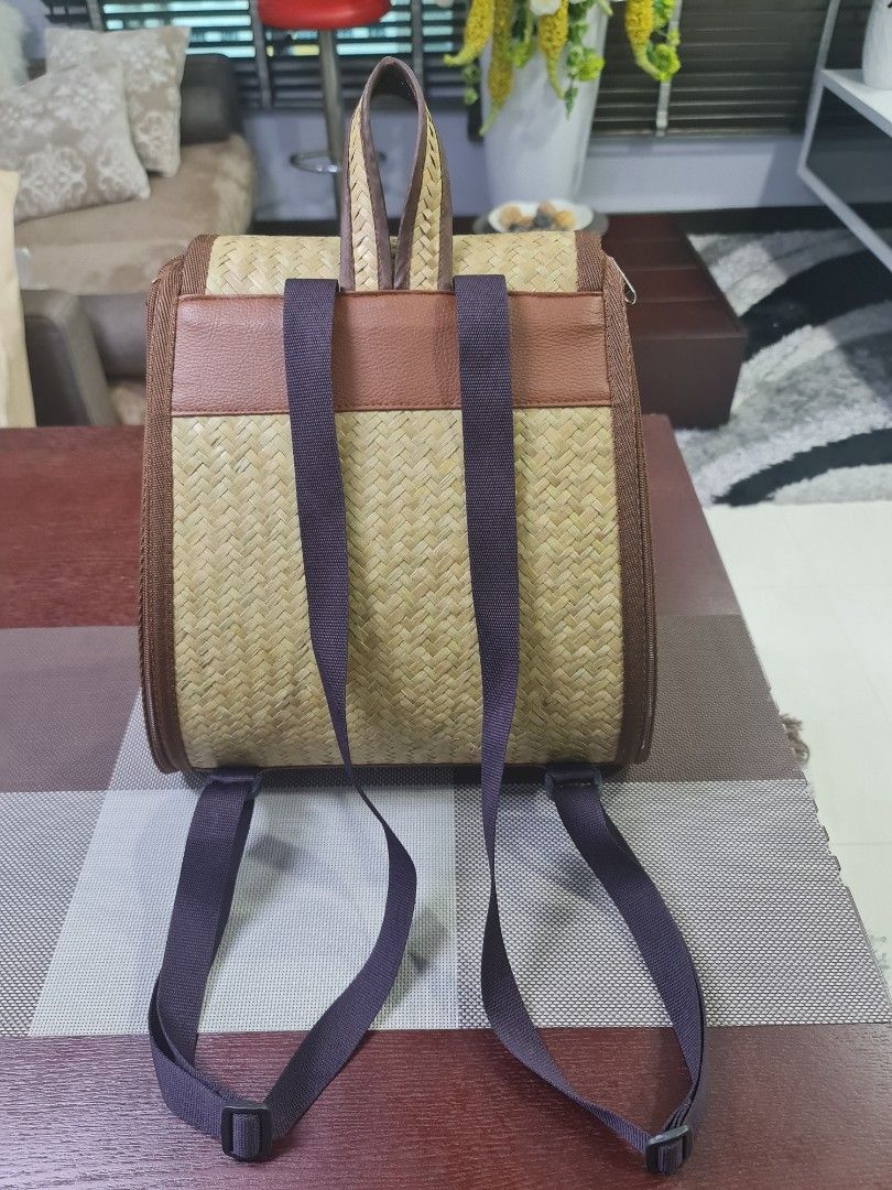 Vintage straw backpack with drawing, Women's Fashion, Bags & Wallets ...