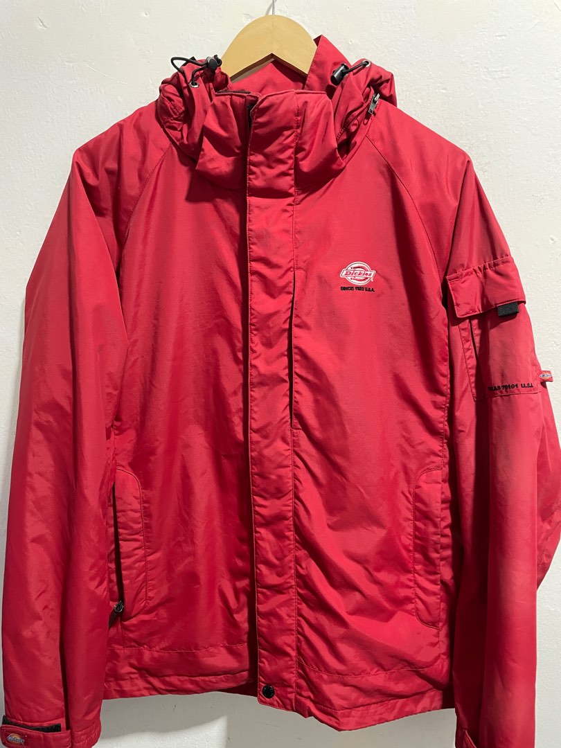Windbreaker Jacket Dickies, Men's Fashion, Activewear on Carousell