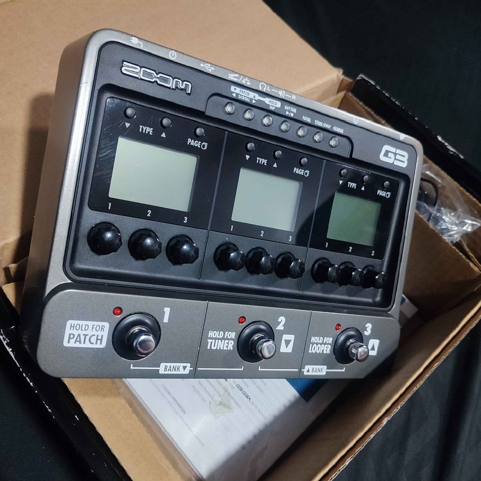 ZOOM G3 Multi-Effects Pedal, Hobbies & Toys, Music & Media, Musical ...
