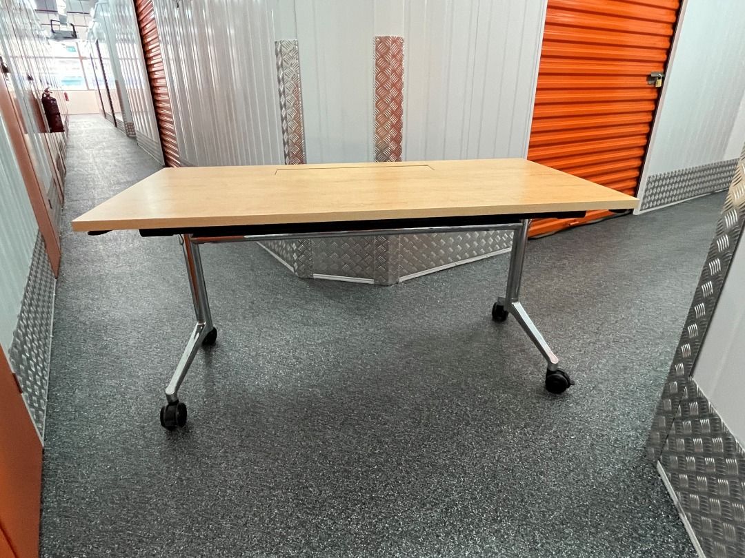 1 unit of foldable work table with castors and cable management ...