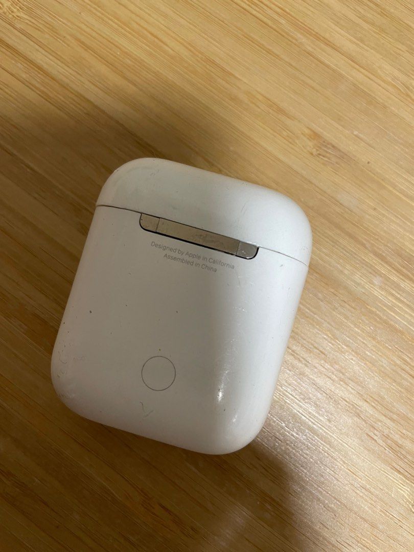 AirPods gen 1 (case and left airpod), Audio, Earphones on Carousell