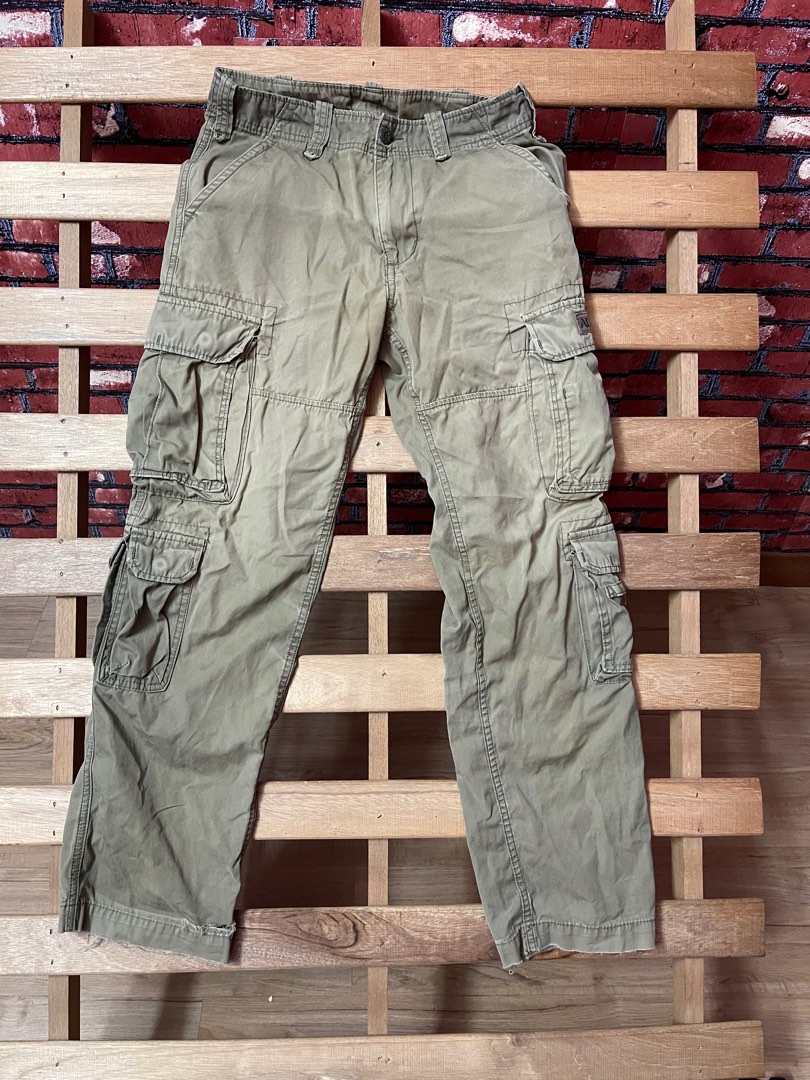 Alpha Industries cargo pants, Men's Fashion, Bottoms, Trousers on Carousell