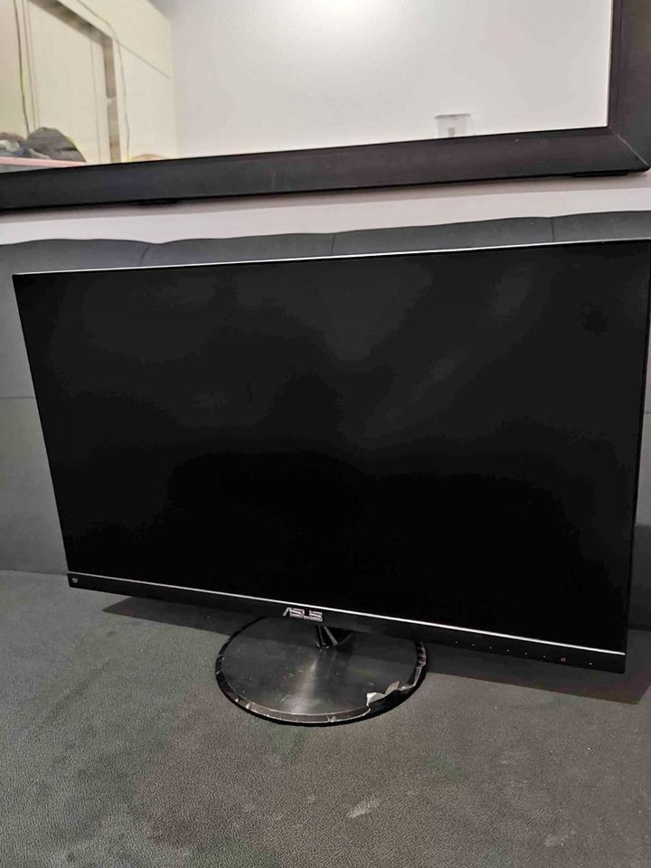 Asus VP249QGR 24 inch 144hz IPS, Computers & Tech, Parts & Accessories ...