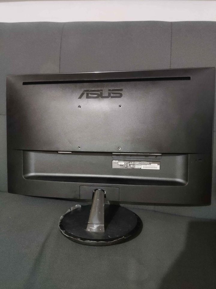 Asus VP249QGR 24 inch 144hz IPS, Computers & Tech, Parts & Accessories ...