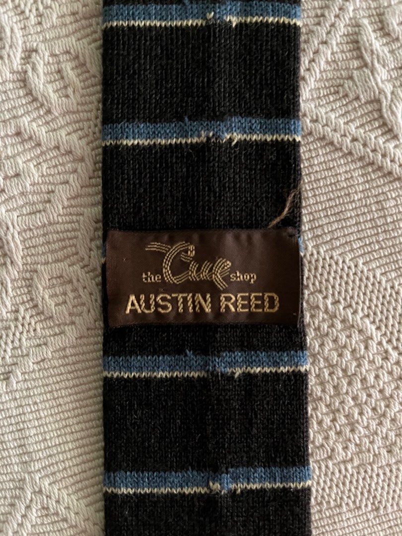 Austin Reed, Men's Fashion, Watches & Accessories, Ties on Carousell