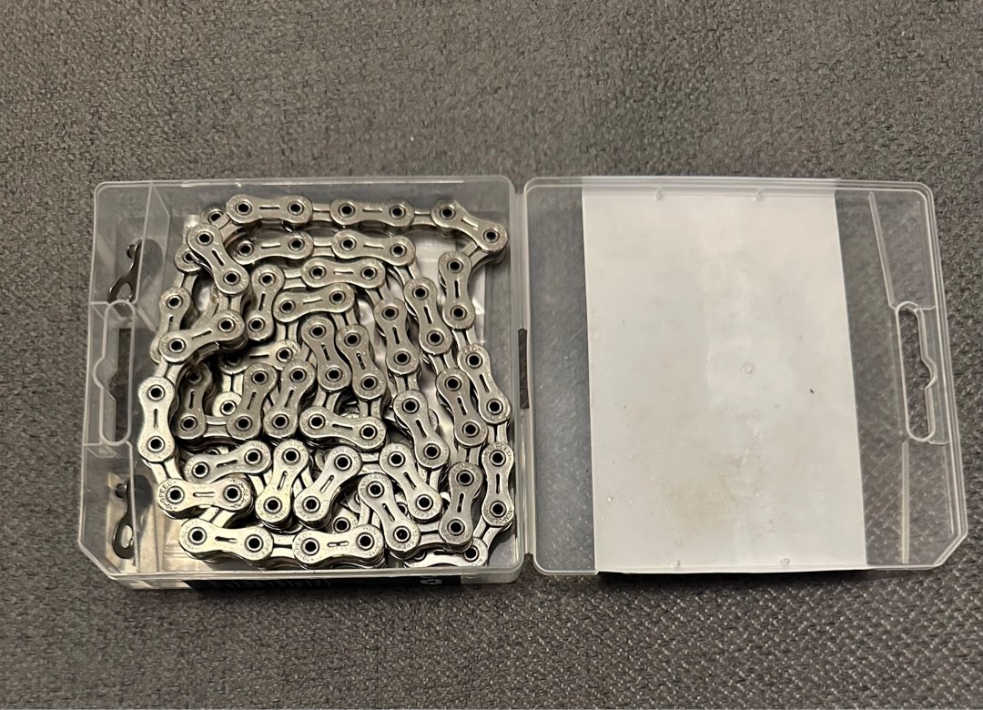 Brompton lightweight chain (50T), Sports Equipment, Bicycles & Parts ...