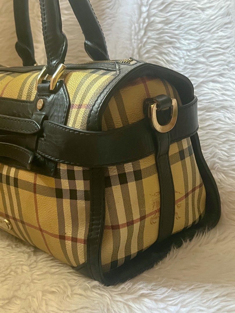 Burberry doctors bag 2way, Luxury, Bags & Wallets on Carousell